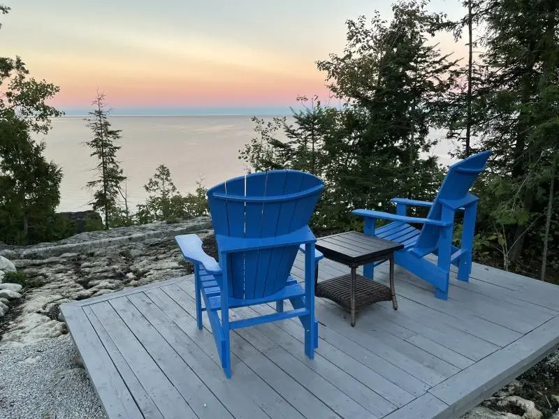 On the Cliff B&B - Guide to the Bruce Peninsula